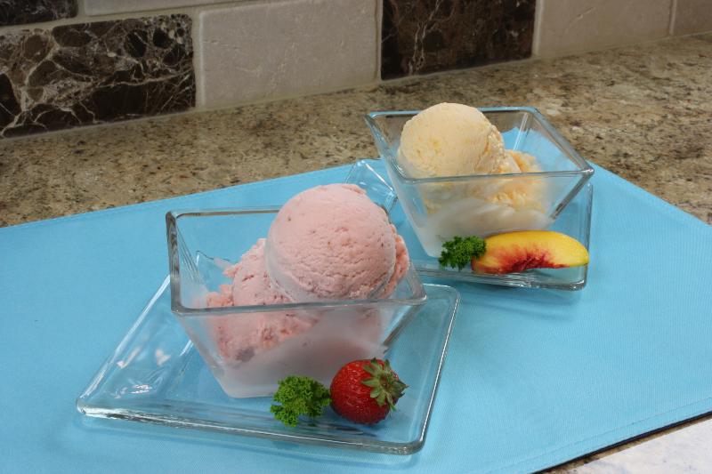 Fresh Homemade Ice Cream (Strawberry or Peach) • Argo Starch